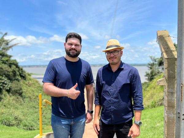 No Porto de Miritituba, Iago Mella visita empresa de logística por onde ...